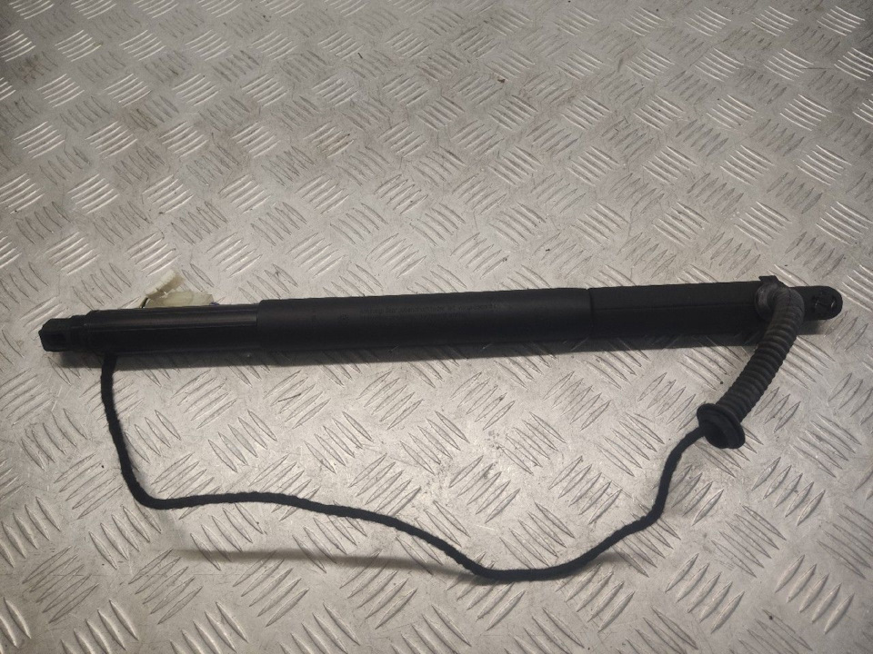 51247332697 Привод ходового винта Л BMW | Запчасти на DRIVE2