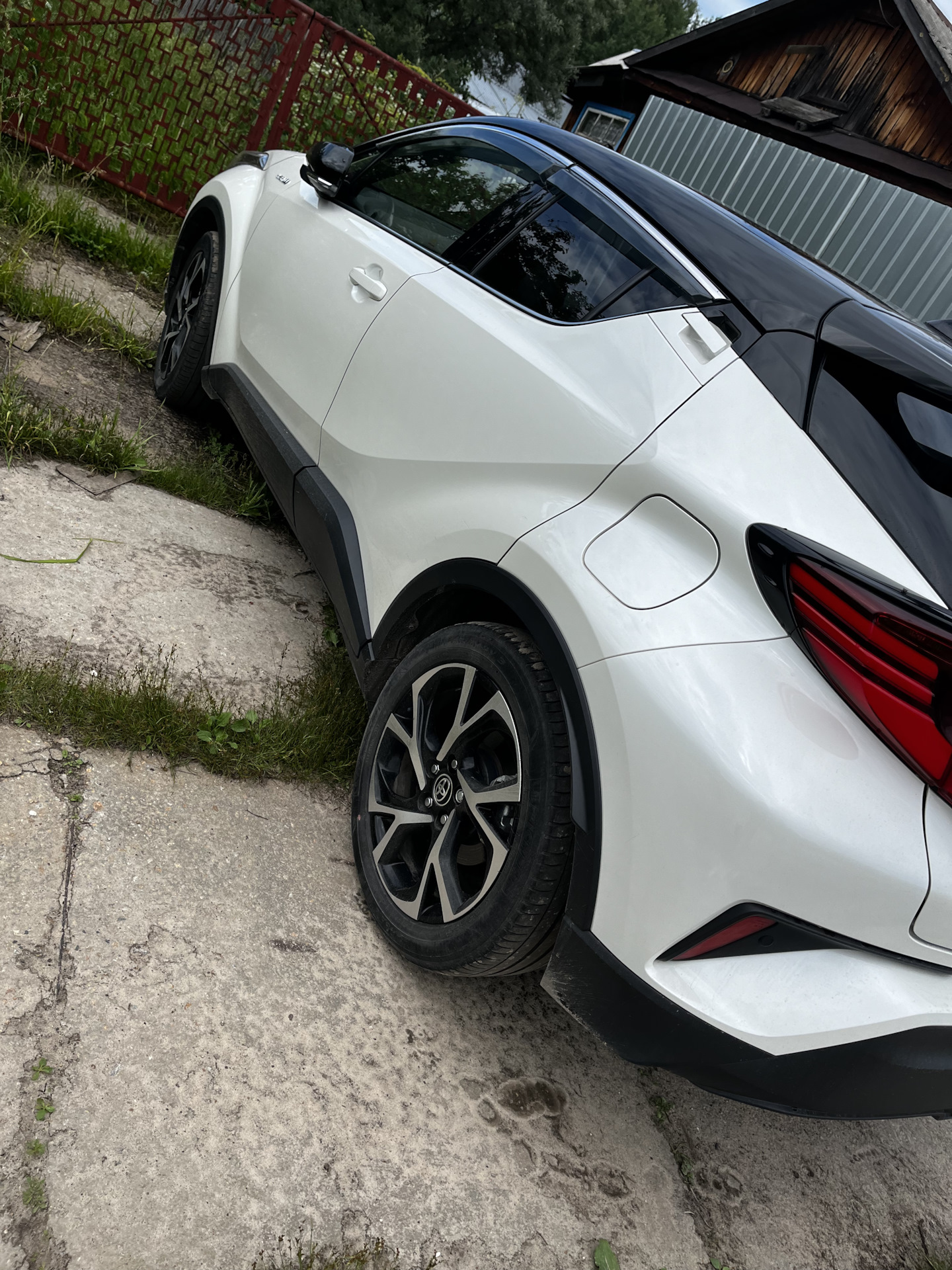 57 000 км пробег — полет нормальный — Toyota C-HR, 1,8 л, 2020 года | наблюдение | DRIVE2