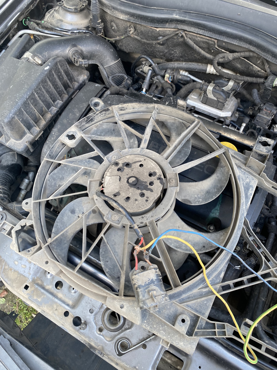 Вентилятор охлаждения opel astra h. — Opel Astra H, 1,8 л, 2012 года ...