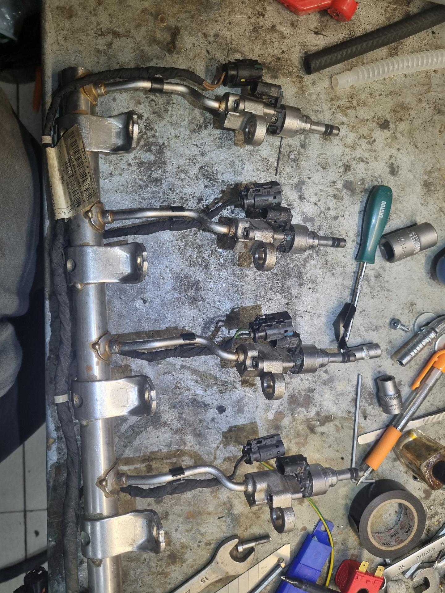 уплотнение форсунок 55570723 — Opel Insignia (1G), 1,6 л, 2013 года ...