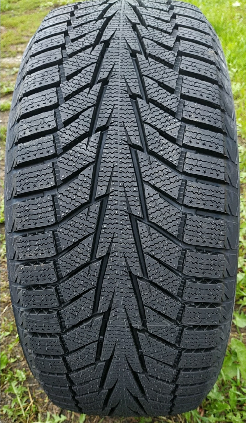 Шины Hankook Winter i-cept iZ2 W616 — Volkswagen Golf Mk4, 2 л, 2003 ...