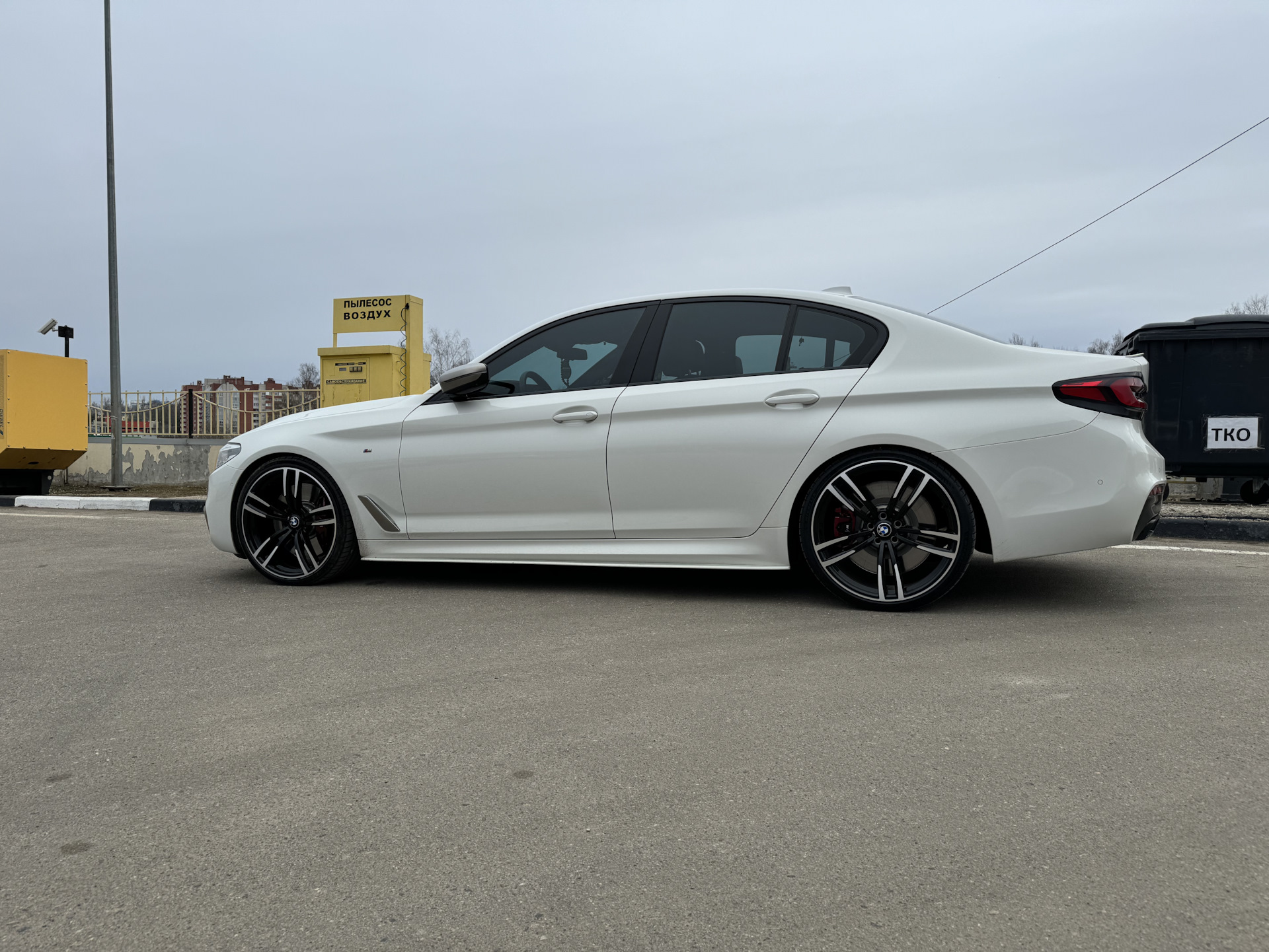 Переобувка в R21 — BMW 5 series (G30), 3 л, 2020 года | колёсные диски | DRIVE2