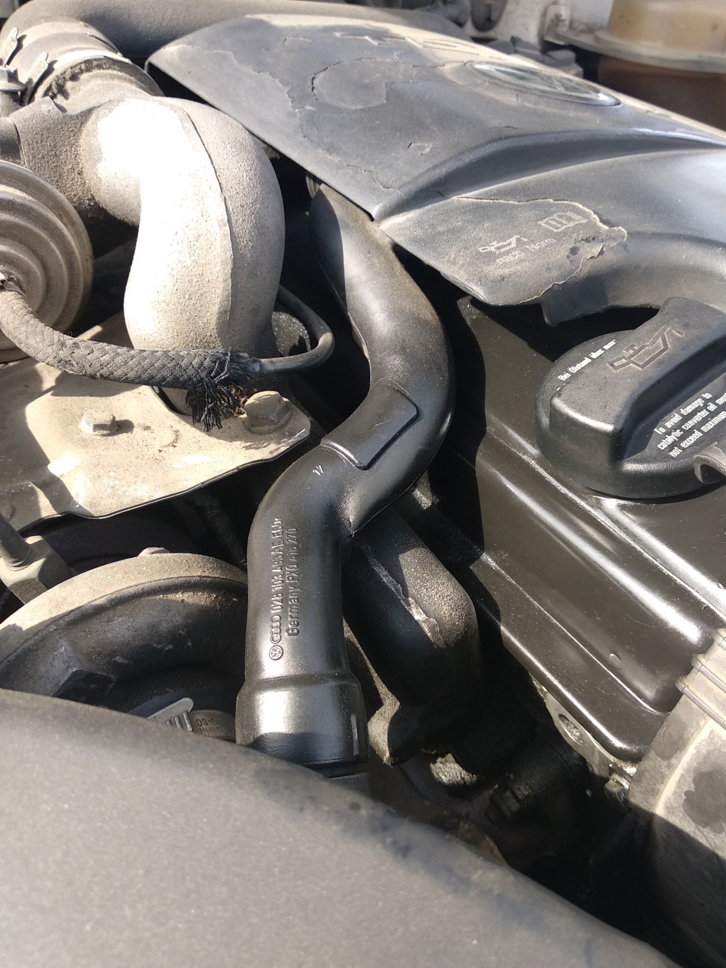 Быстрый ремонт патрубка — Volkswagen Passat B5, 1,9 л, 2000 года ...