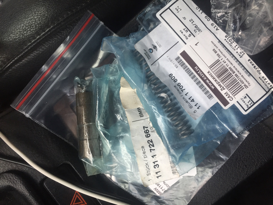 Замена натяжителя цепи — BMW 3 series (E36), 3 л, 1993 года | плановое ...