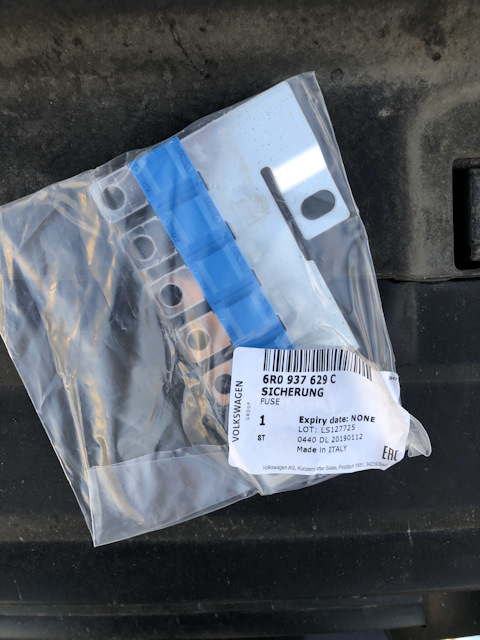 6R0937629C Многофункц. предохранитель VAG | Запчасти на DRIVE2