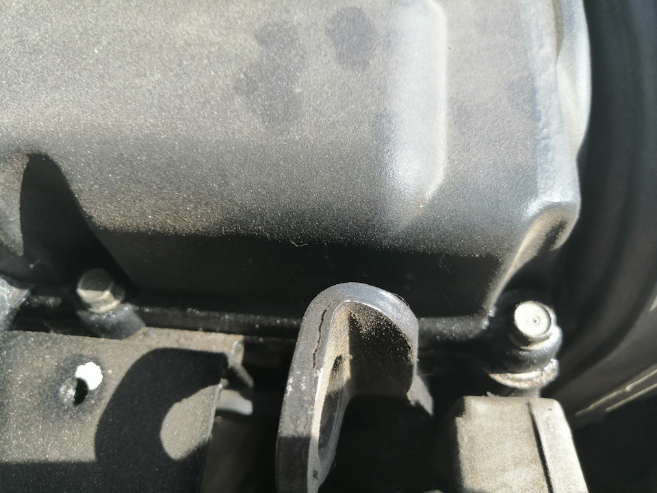 КЛАПАННАЯ КРЫШКА лопнула. — KIA Sorento (1G), 2,5 л, 2007 года ...