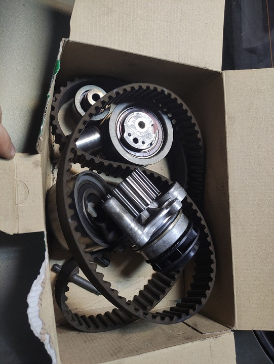 Замена комплекта ГРМ, помпы антифриза + масло в АКПП(DSG6) — Volkswagen ...