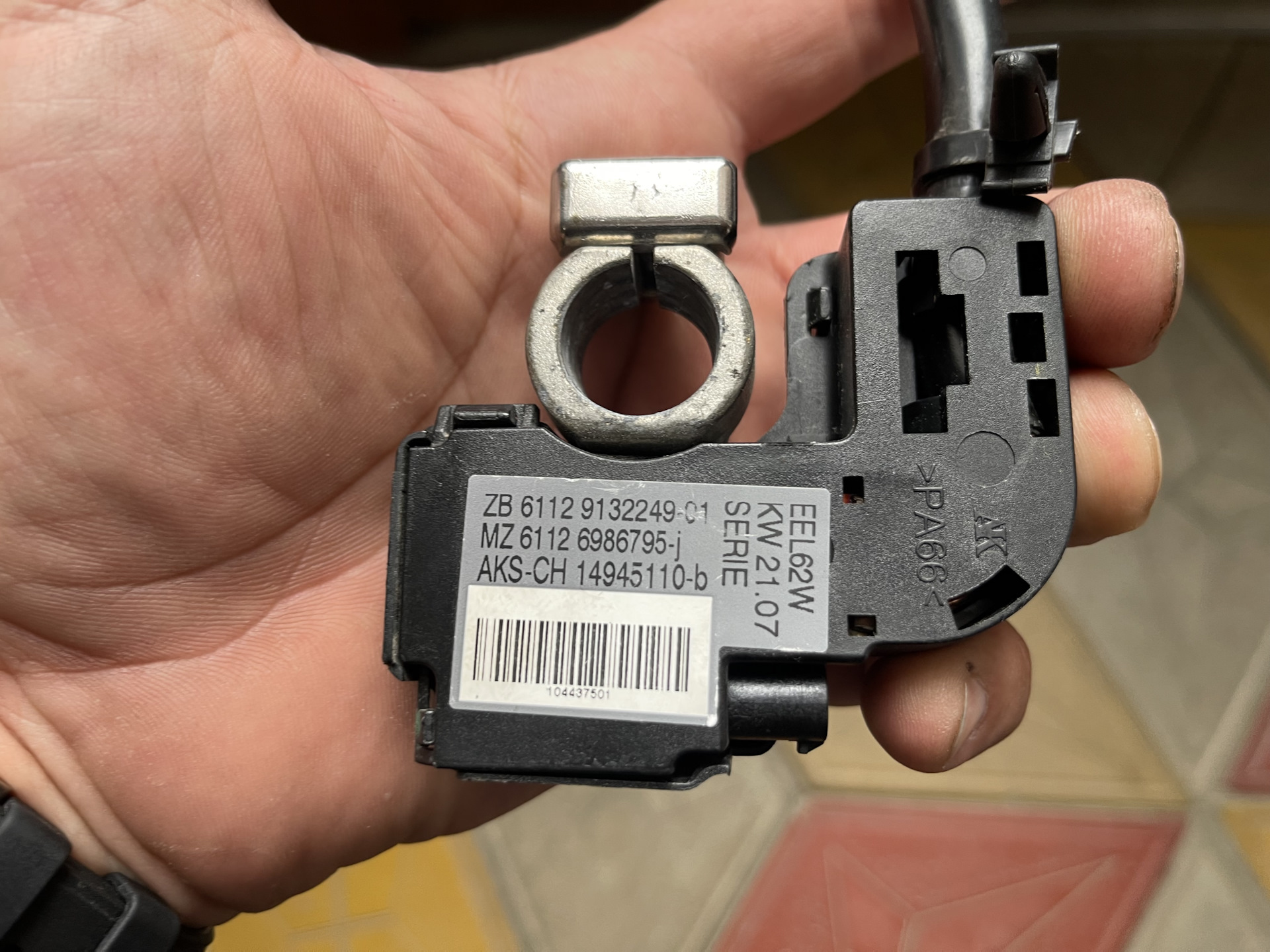 Замена датчика IBS с дорестайла, на рестайлинг — BMW 5 series (E60), 3 ...