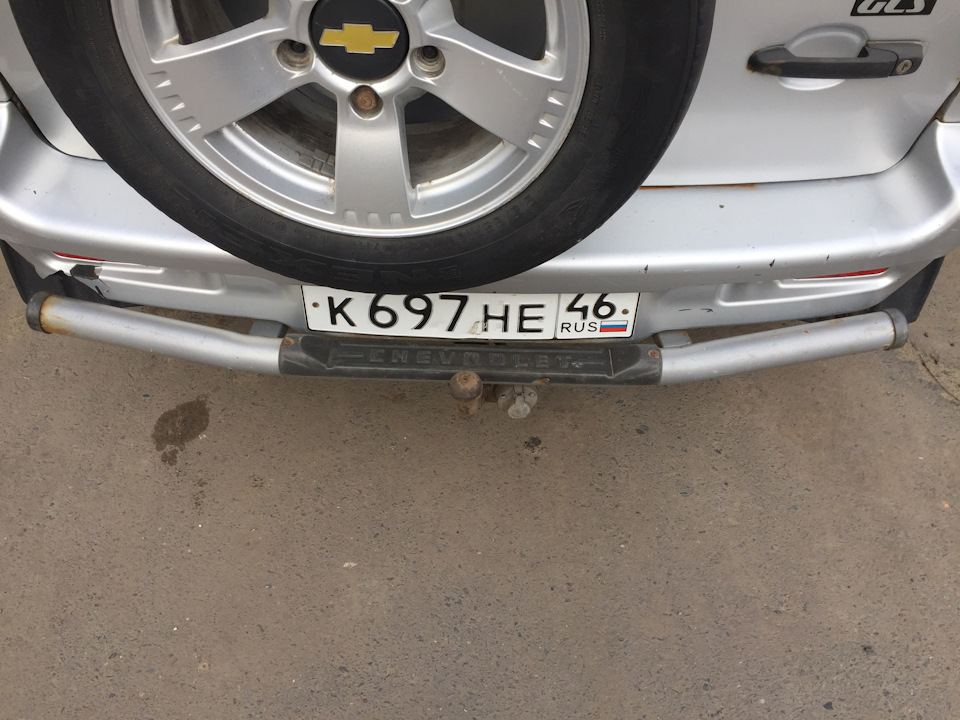 Кингурин и защита заднего бампера. — Chevrolet Niva GLX, 1,7 л, 2008 ...
