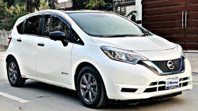 Nissan Note e-Power 1.2 гибридный 2016 | на DRIVE2