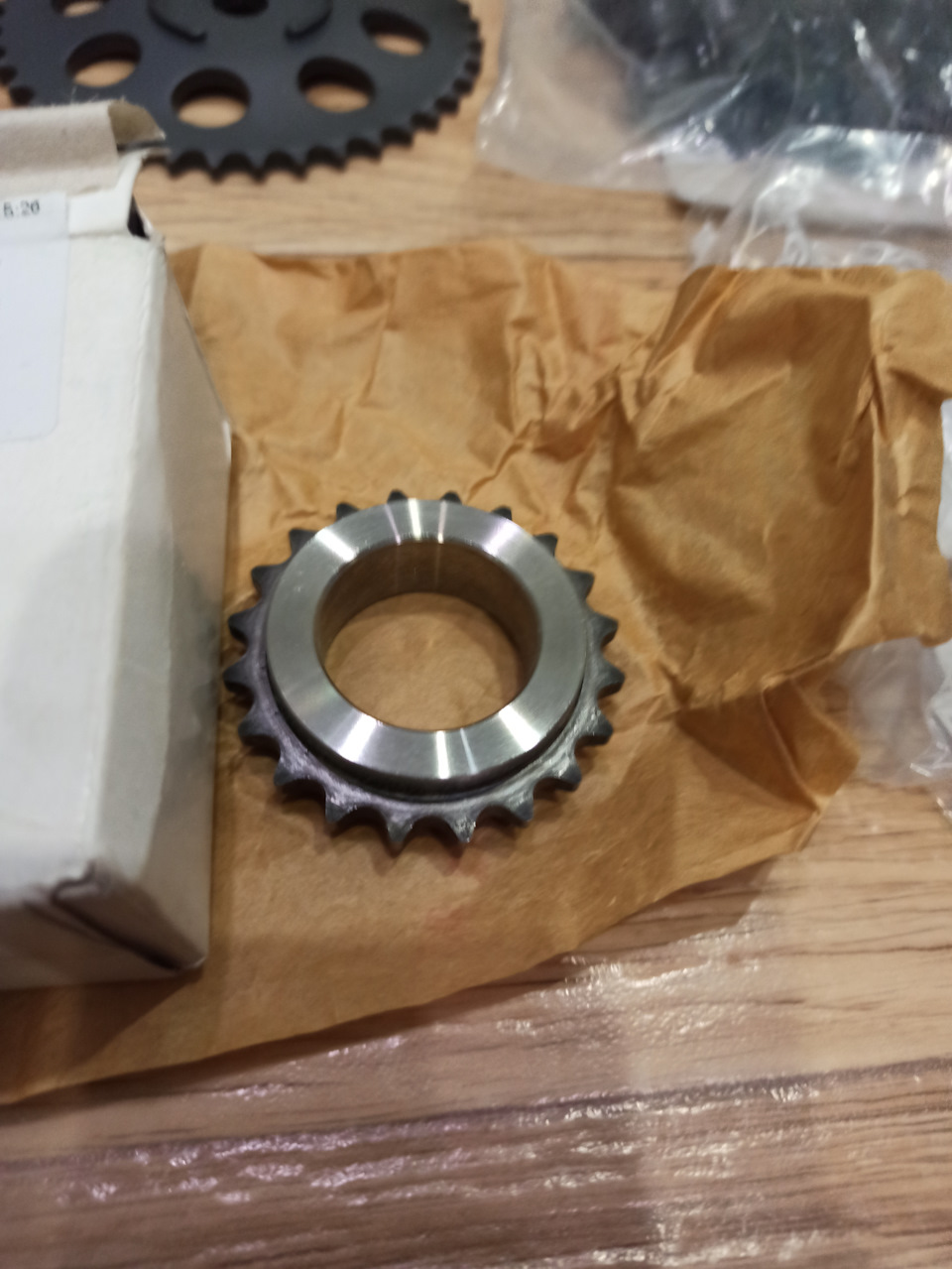 Замена цепи и маслосъемных колпачков — Citroen C4 L, 1,6 л, 2015 года ...