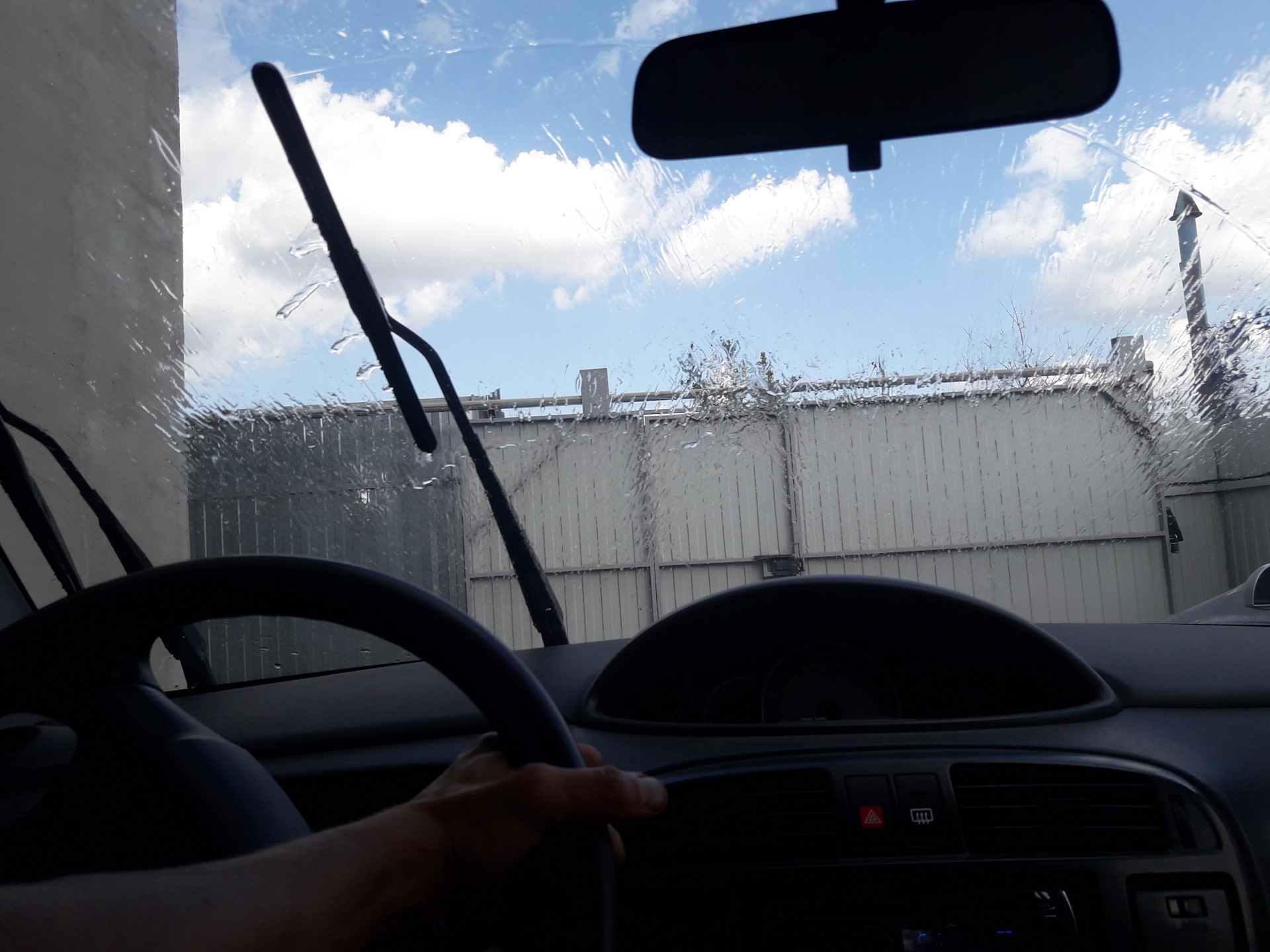 Веерные форсунки омывателя лобового стекла от LARGUS — Hyundai Matrix ...