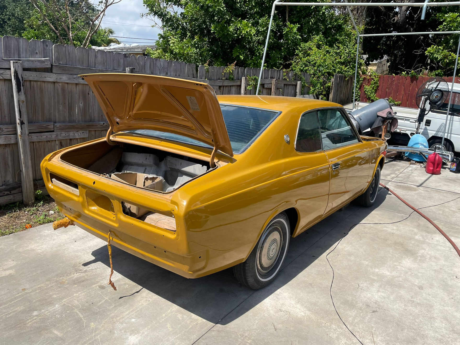 Интересные находки в продаже Nissan Laurel. Часть 12-2. — Nissan Laurel ...