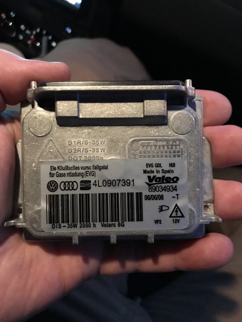 4L0907391 Блок управления газоразрядной VAG | Запчасти на DRIVE2