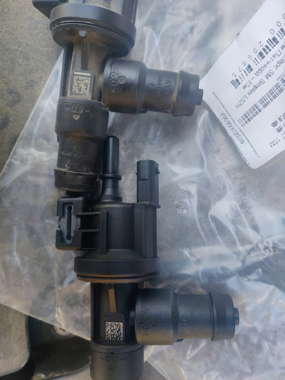 10. Замена клапана вентиляции топливного бака. — BMW X3 (G01), 2 л ...