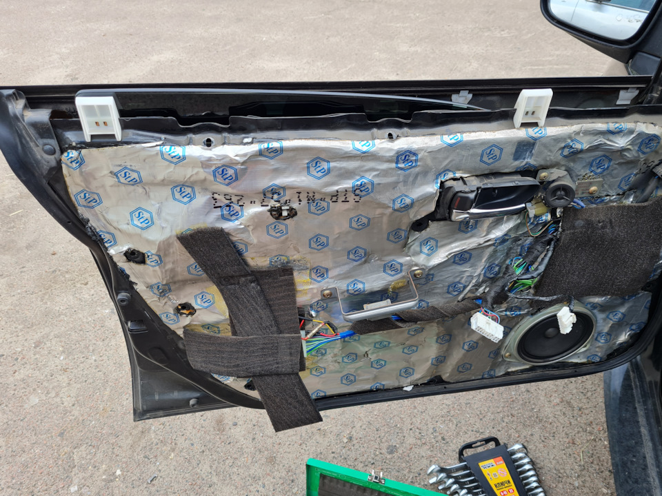 Замена фиксаторов\уплотнителей\бархаток стекла — Subaru Impreza WRX STI ...