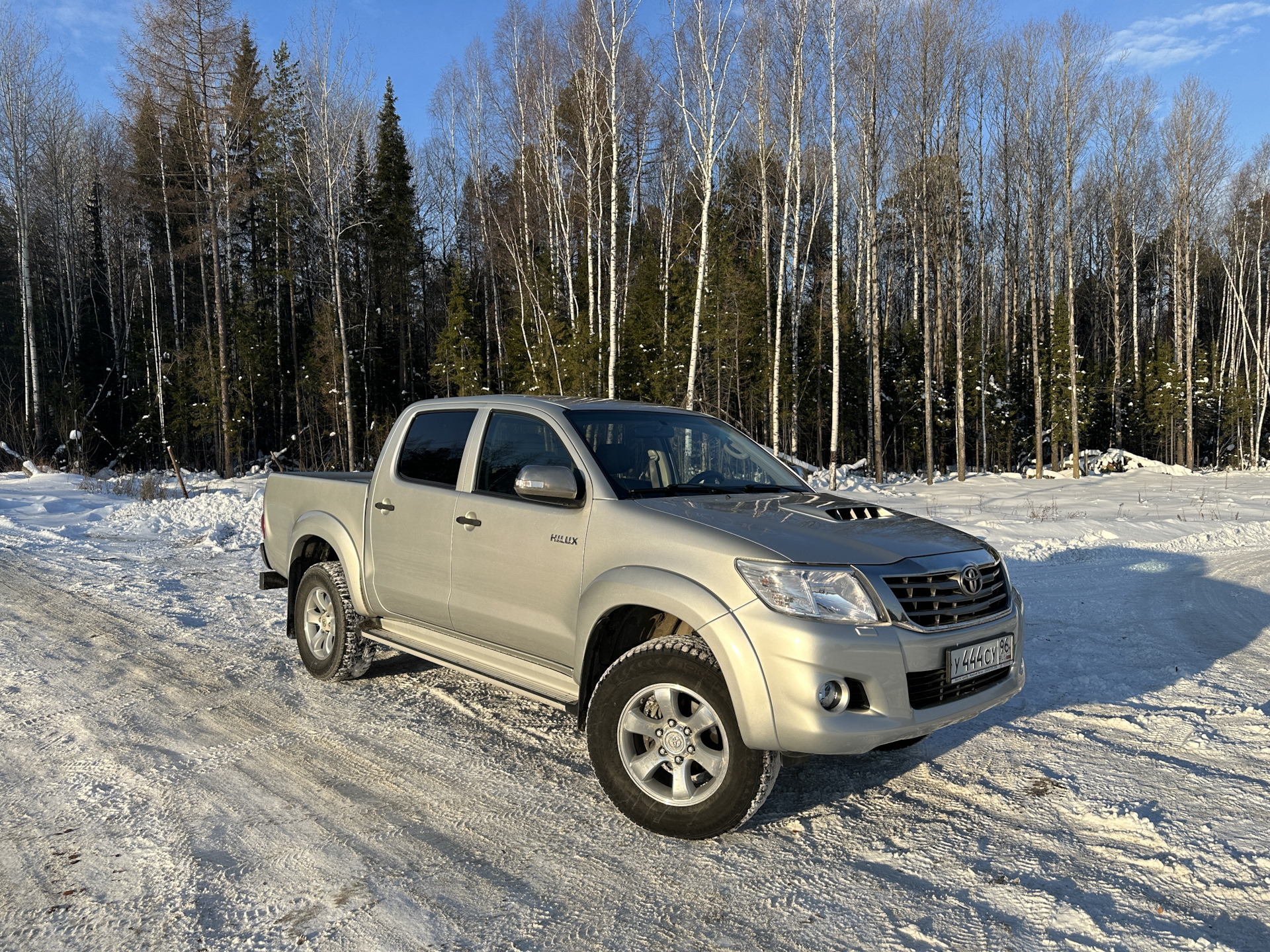 Замена прокладки отопителя — Toyota Hilux (7G), 2,5 л, 2013 года ...