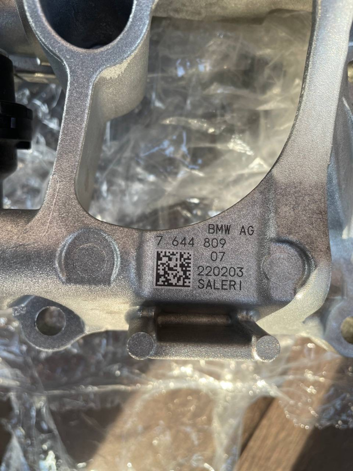 11517644809 Насос ОЖ с держателем BMW | Запчасти на DRIVE2