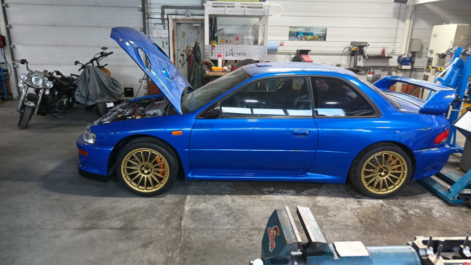 Тормоза NISSAN GT-R R35 в Subaru Impreza GC8 — Subaru Impreza WRX STI ...