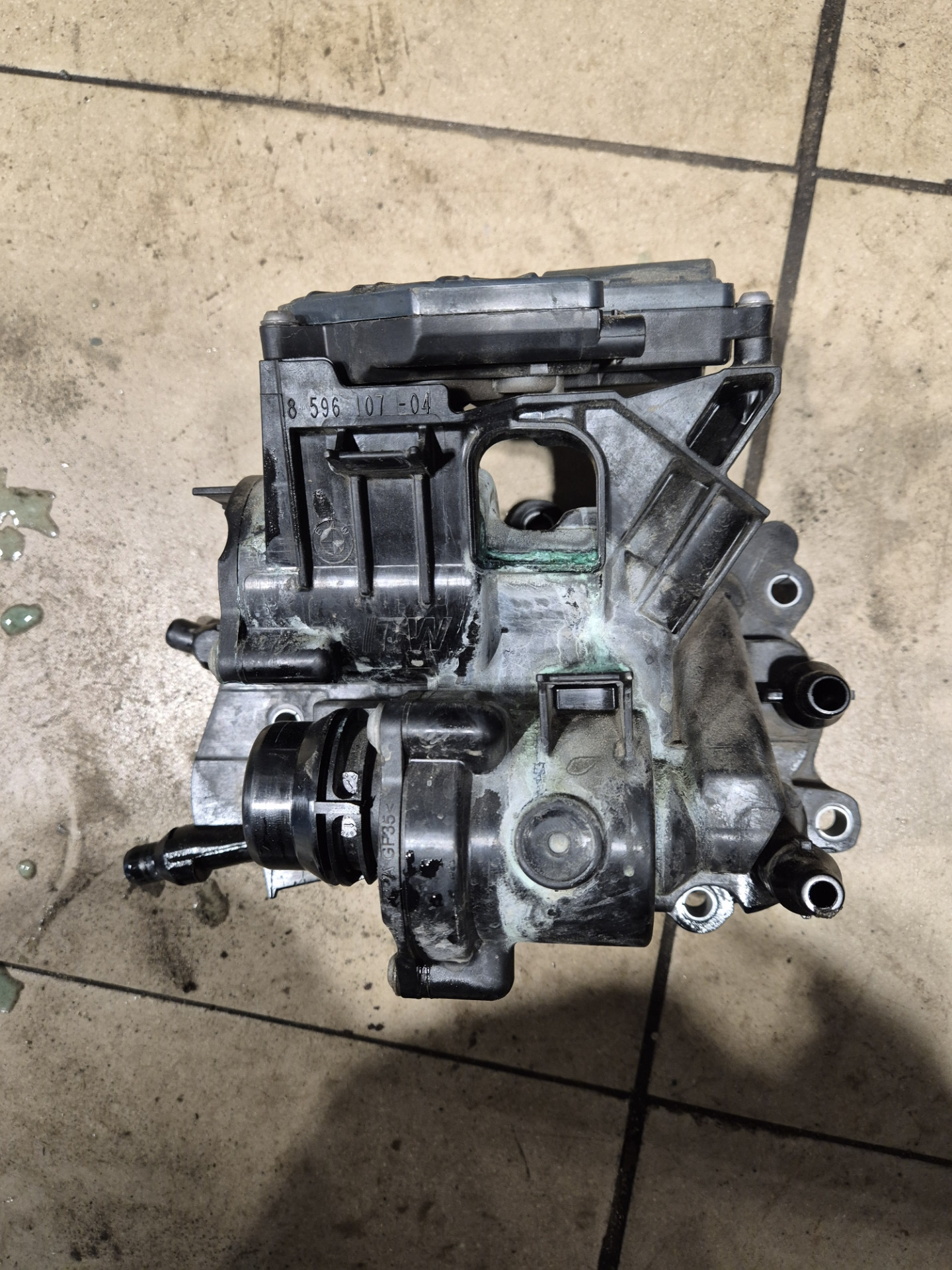 Замена термостата — BMW X5 (G05), 3 л, 2020 года | визит на сервис | DRIVE2