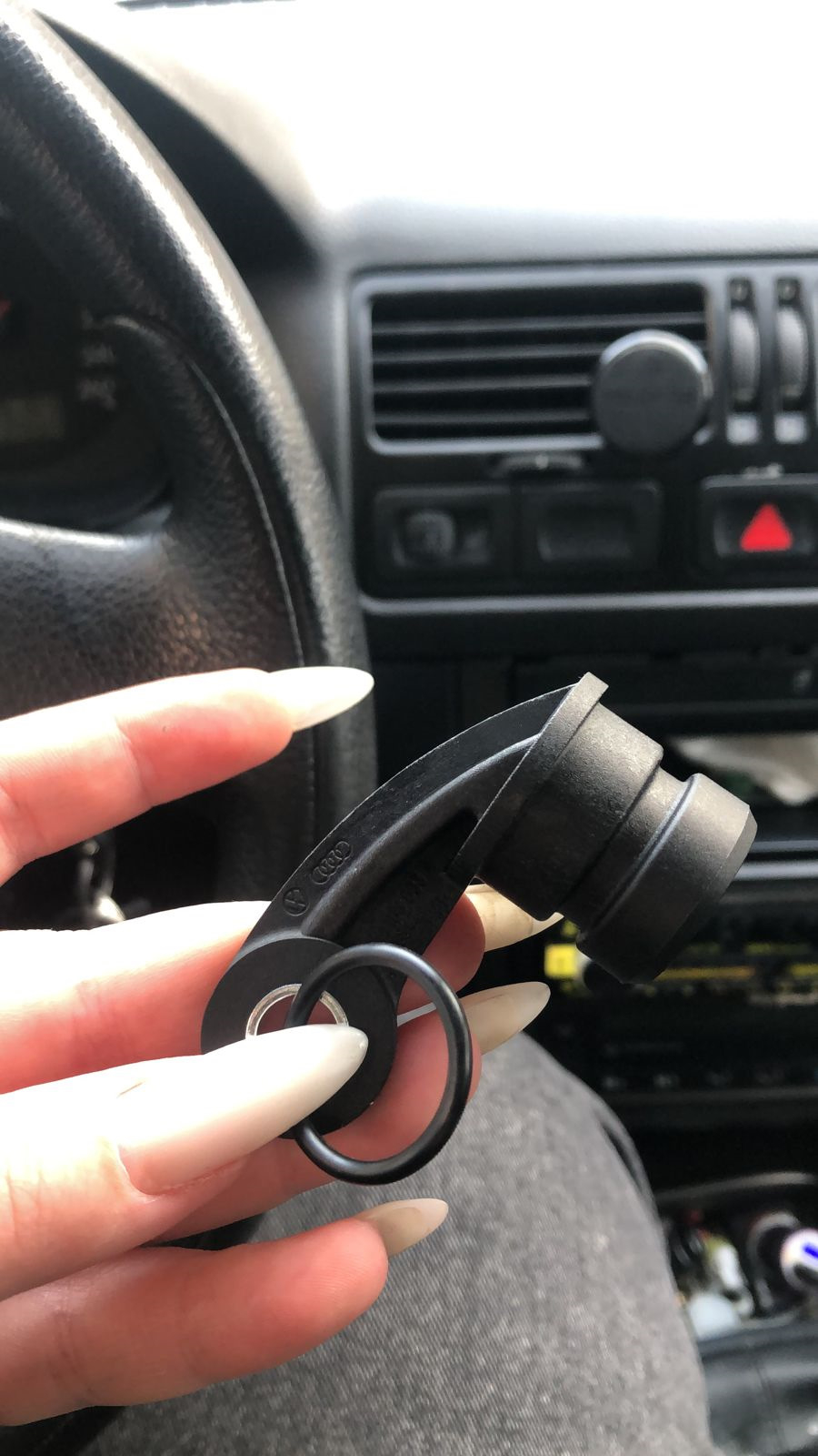 Заглушка системы охлаждения BFQ (урода) — Volkswagen Bora (1G), 1,6 л ...