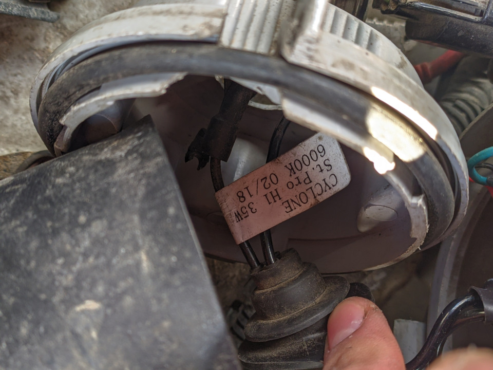 Вопрос по свету — Nissan Almera II (N16), 1,5 л, 2001 года | наблюдение ...