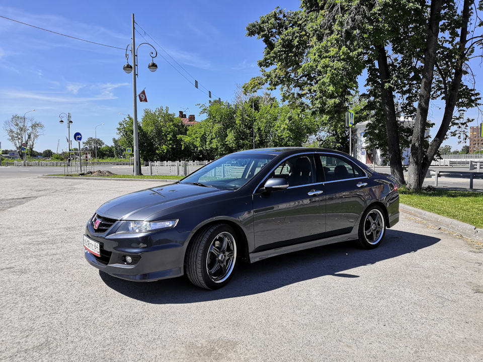 Колеса установлены. — Honda Accord (7G), 2,4 л, 2007 года | колёсные диски | DRIVE2