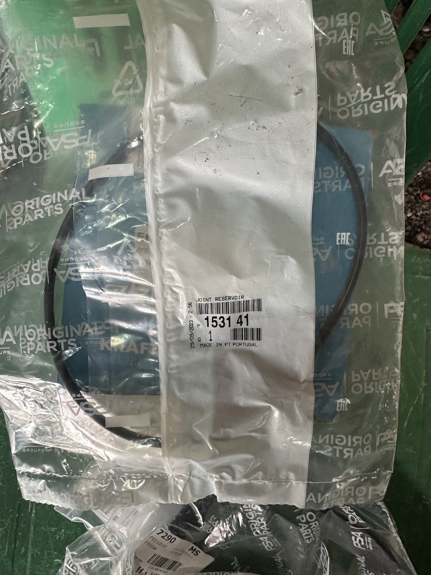 Замена топливных фильтров — Peugeot 308 (1G), 1,6 л, 2010 года ...