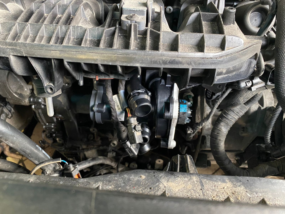 Замена помпы и теплообменника — Skoda Octavia A7 Mk3, 1,8 л, 2017 года ...