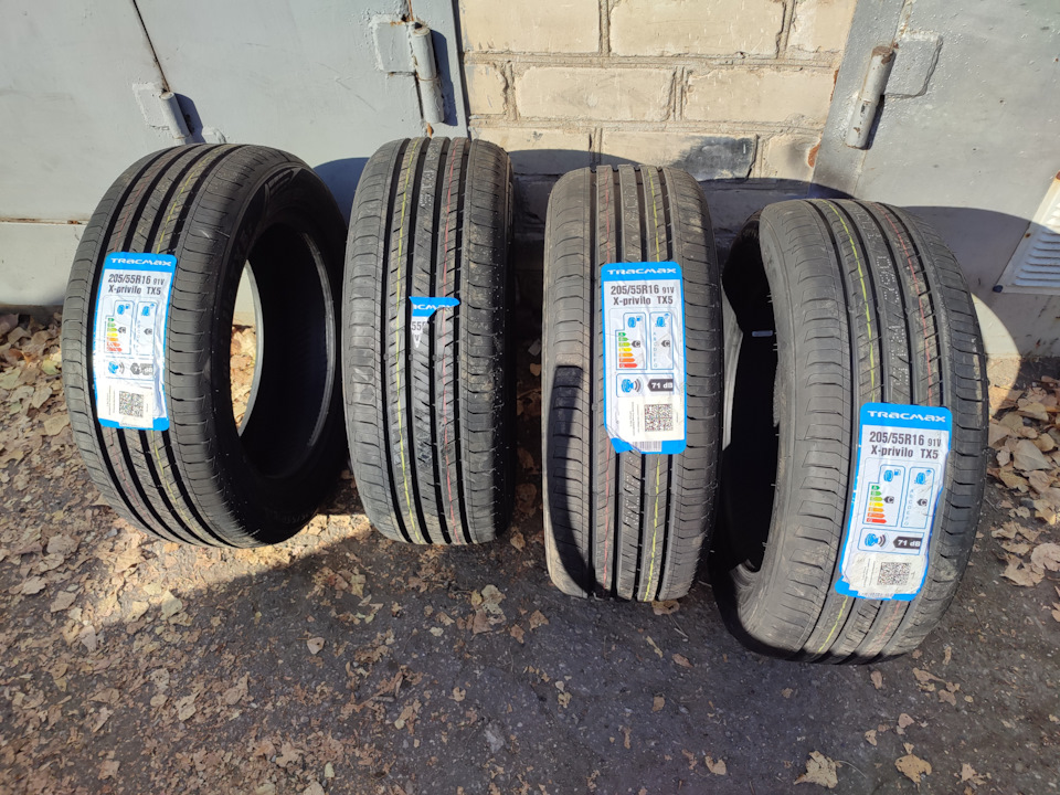 Tracmax X-Privilo TX5 205/55 R16 — Hyundai Solaris (1G), 1,6 л, 2011 ...