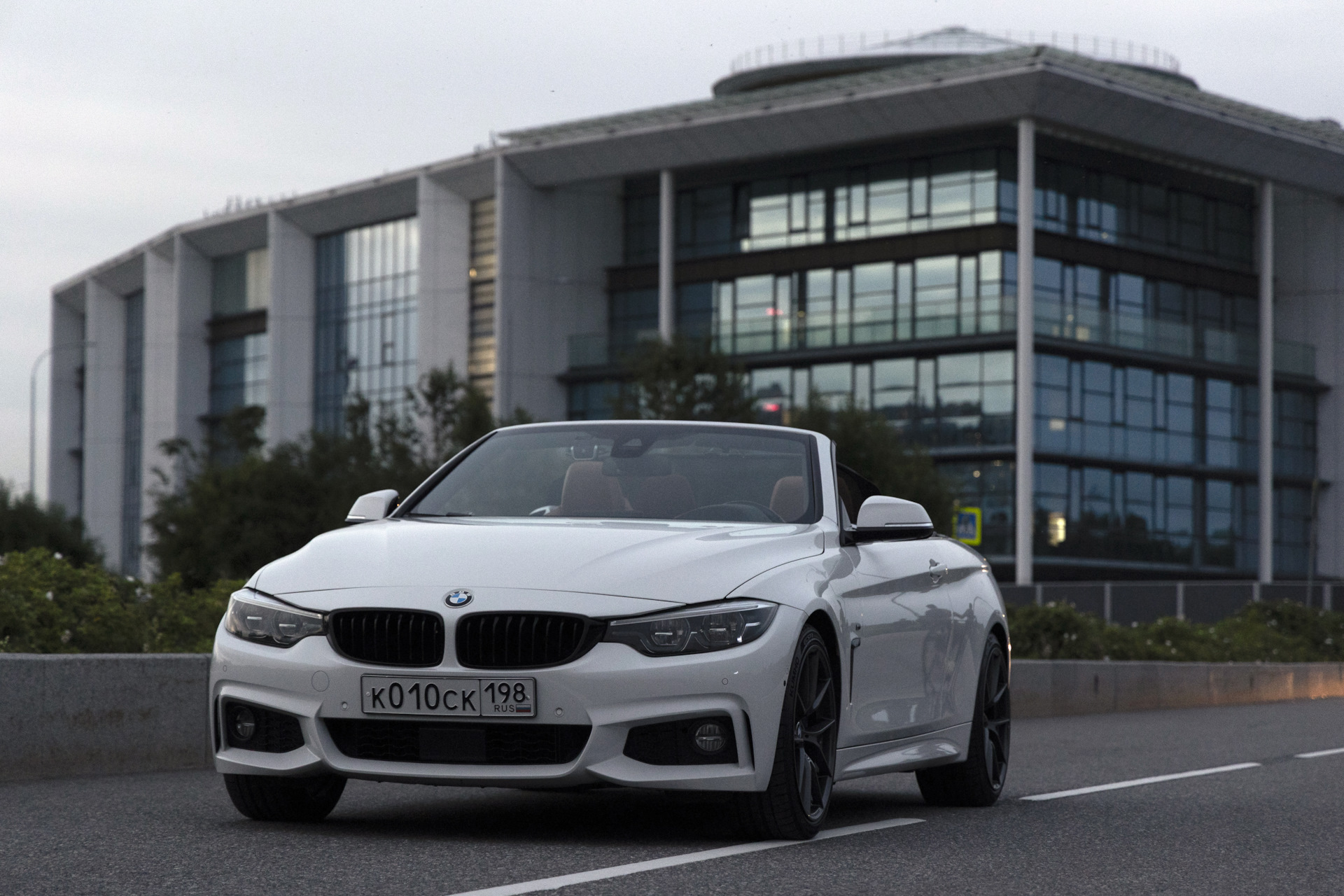 Красивое. — BMW 4 series Convertible (F33), 2 л, 2020 года | фотография ...