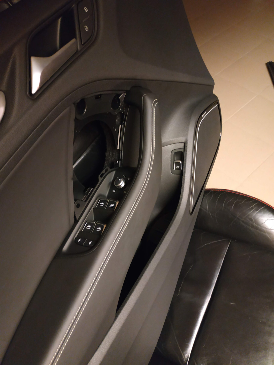 Audi A3 8v Drivers door trunk release button retrofit — Audi A3 (8V), 1 ...