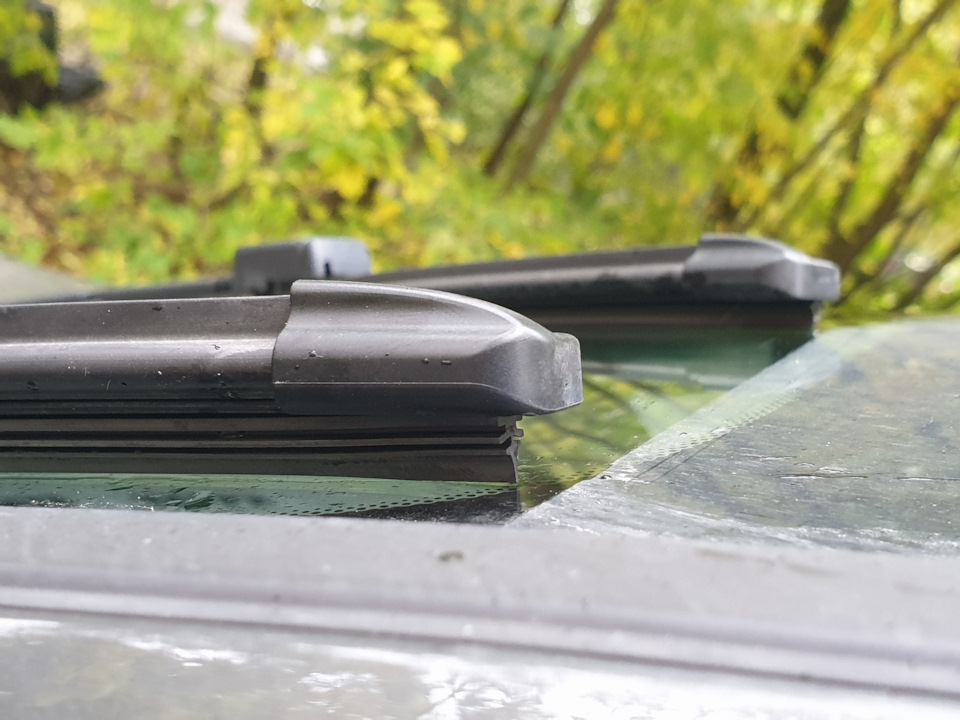 Замена резиновых вставок щёток дворников — Volvo XC60 (2G), 2 л, 2018 ...