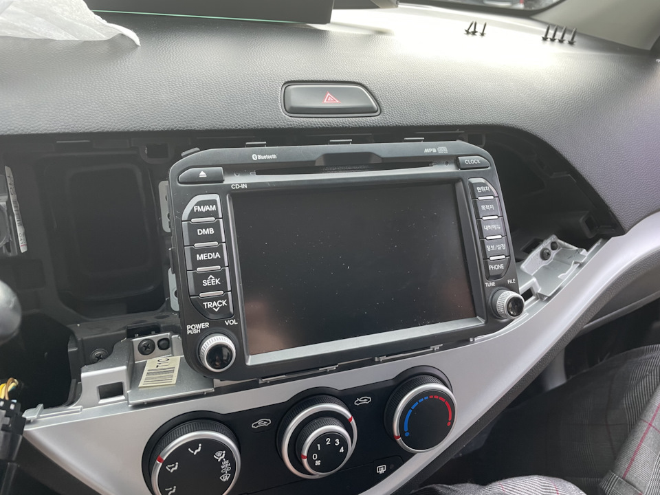 Замена штатной магнитолы — KIA Picanto (2G), 1 л, 2013 года | автозвук ...