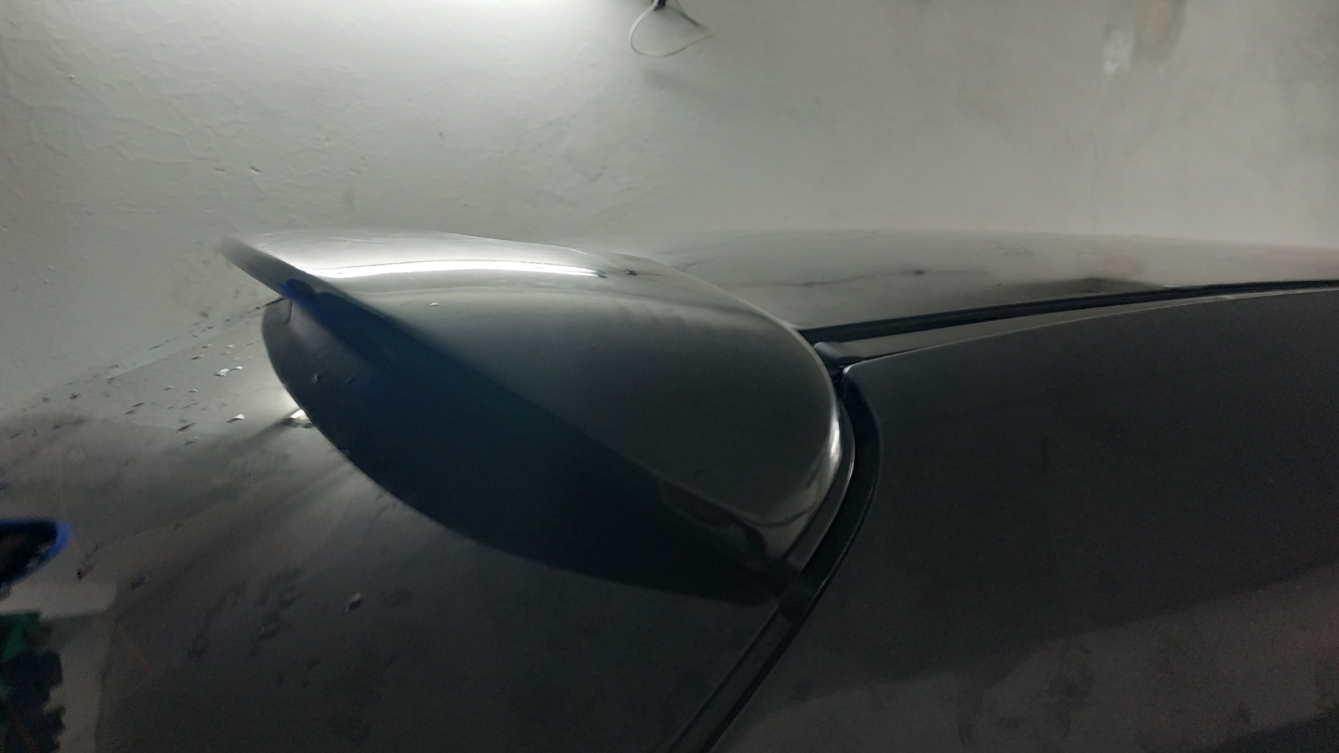 Бачок потик😅 и верхний спойлер — Chevrolet Lacetti 5D, 1,6 л, 2005 года ...