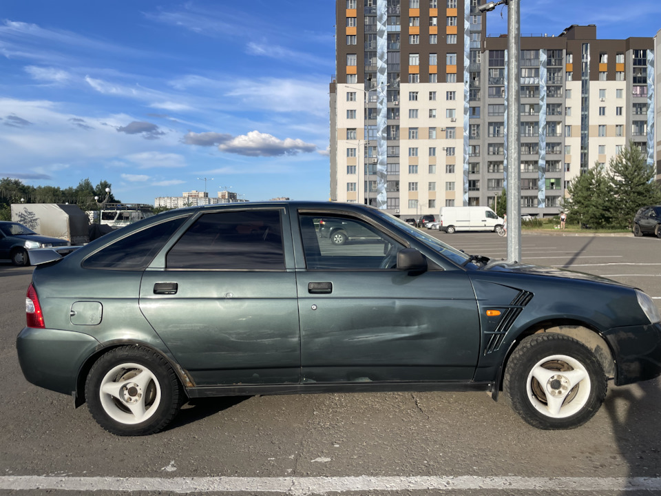 Пластиковые крылья — Lada Приора хэтчбек, 1,6 л, 2011 года | тюнинг ...