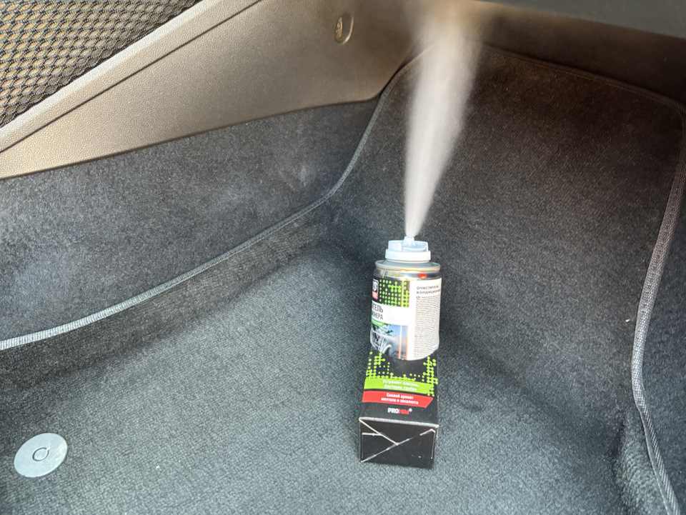 Добил микробов AVS AVK-034 и еще по мелочи. — Volkswagen Tiguan (2G), 2 л, 2020 года ...