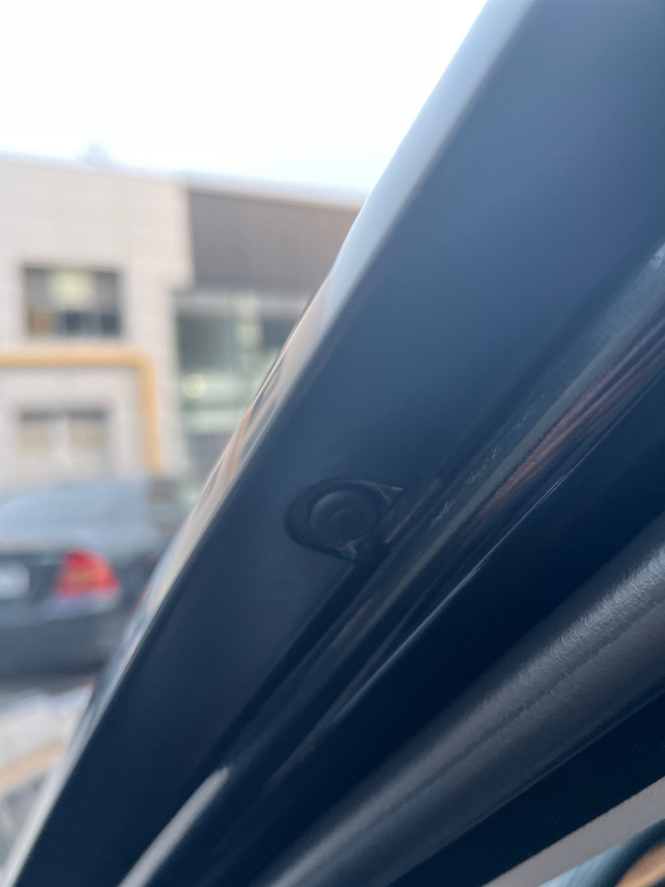 Замена клапана EVAP + крышка топливная + клипсы боковых молдингов ...