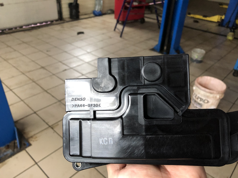 Замена жидкости в АКПП Тойота Камри XV 70 2.5 — Toyota Camry (XV70), 2 ...