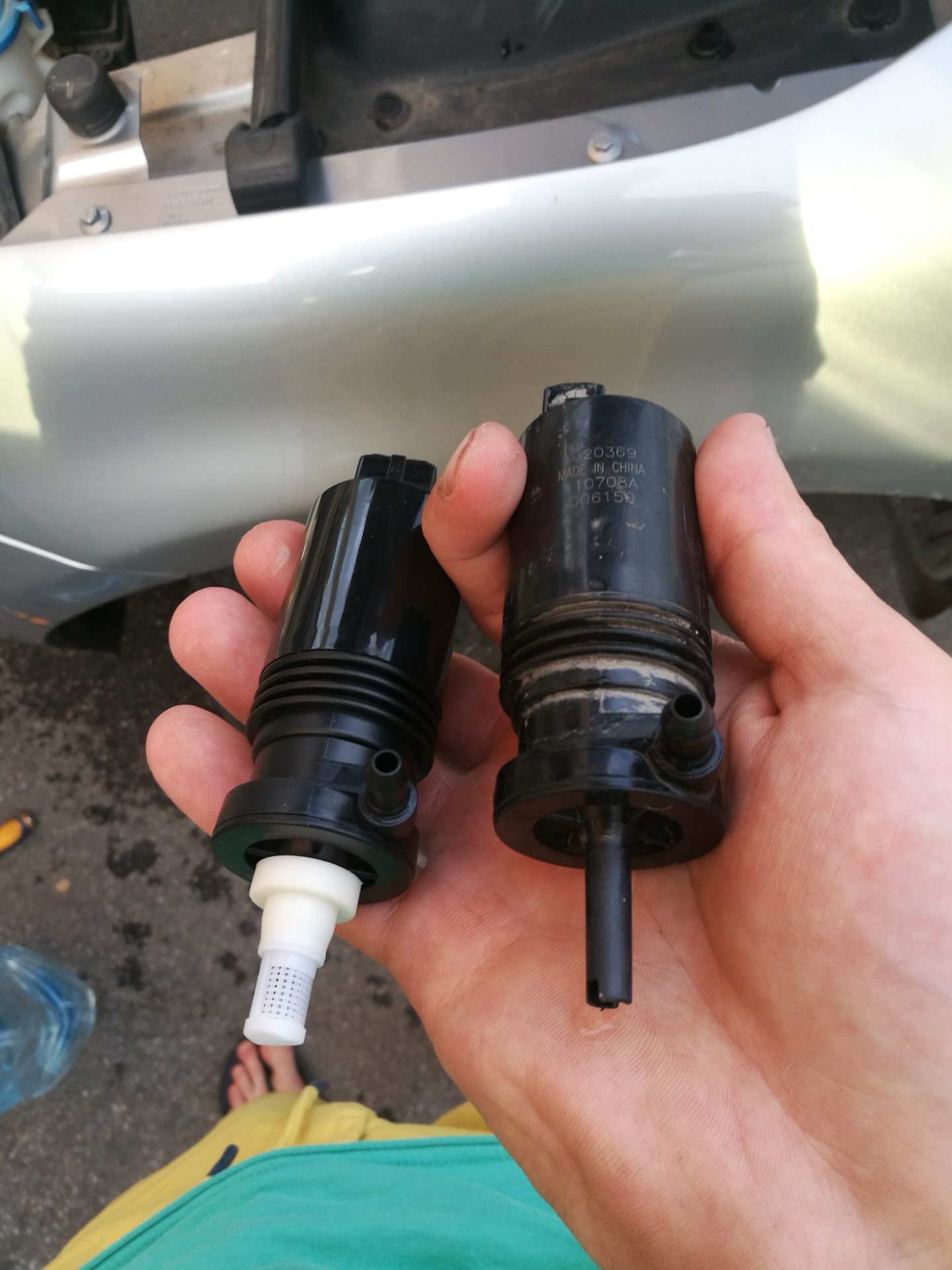 Одержал победу в борьбе с омывателем фар — Volvo XC60 (1G), 2,4 л, 2012 ...