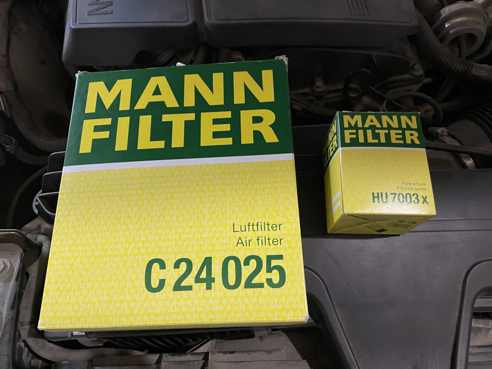 ТО-12 замена масла и воздушного фильтра — BMW 3 series (F30), 1,6 л, 2013 года | плановое ТО ...