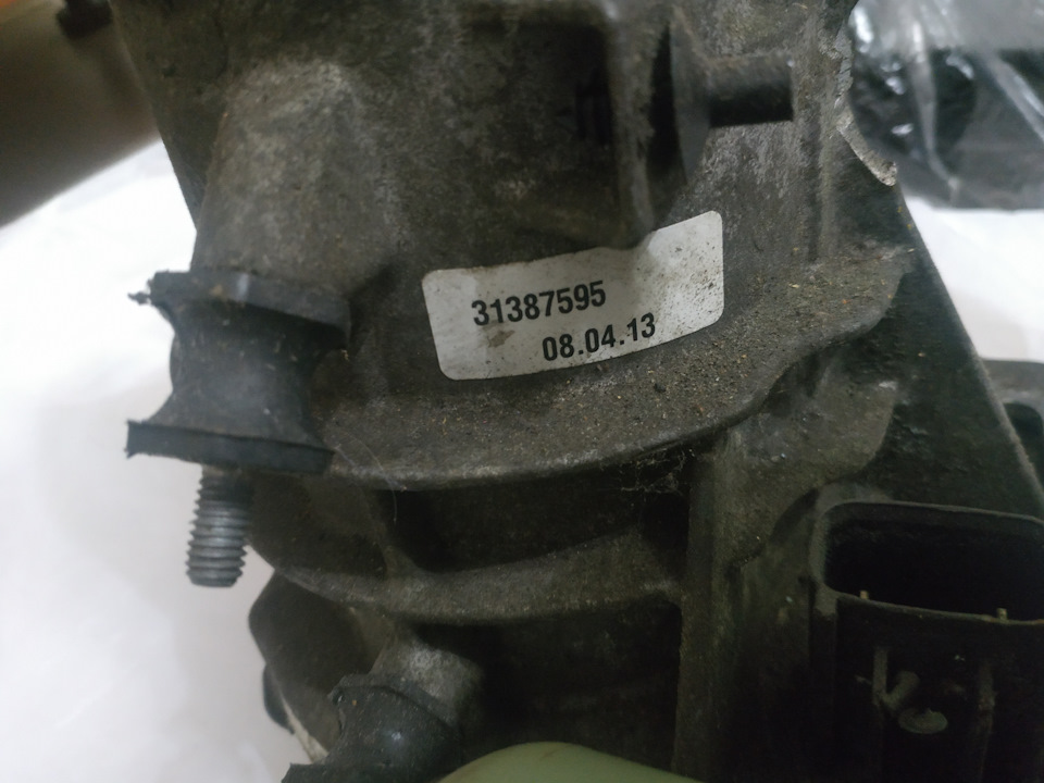 Барыга пост 2 — Volvo S80 (2G), 3,2 л, 2007 года | запчасти | DRIVE2