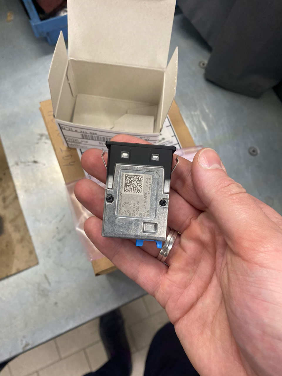 Установка быстрой зарядки type C с бмв g30 — BMW 5 series (E60), 3 л ...