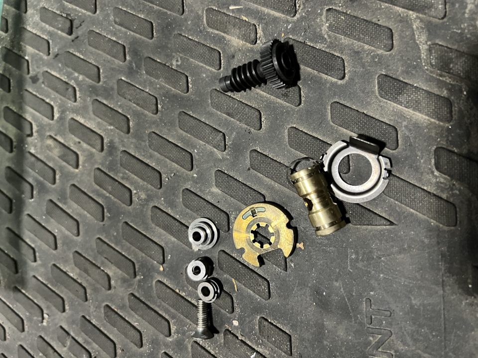 Продолжение эпопеи с маслом в маслоуловителе. Ремонт турбины. — Nissan ...