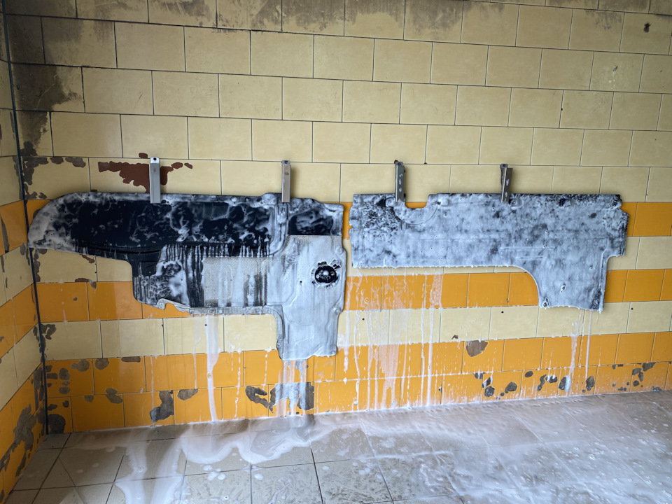 Замена нижнего карданчика рулевого вала — BMW 5 series (F10), 2,5 л ...