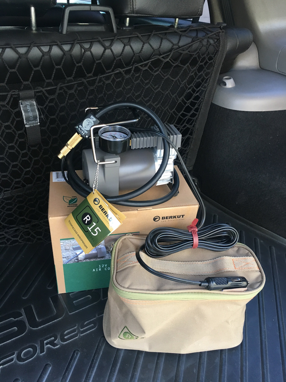 Компрессор для накачки шин Berkut R15. — Subaru Forester (SG), 2 л ...