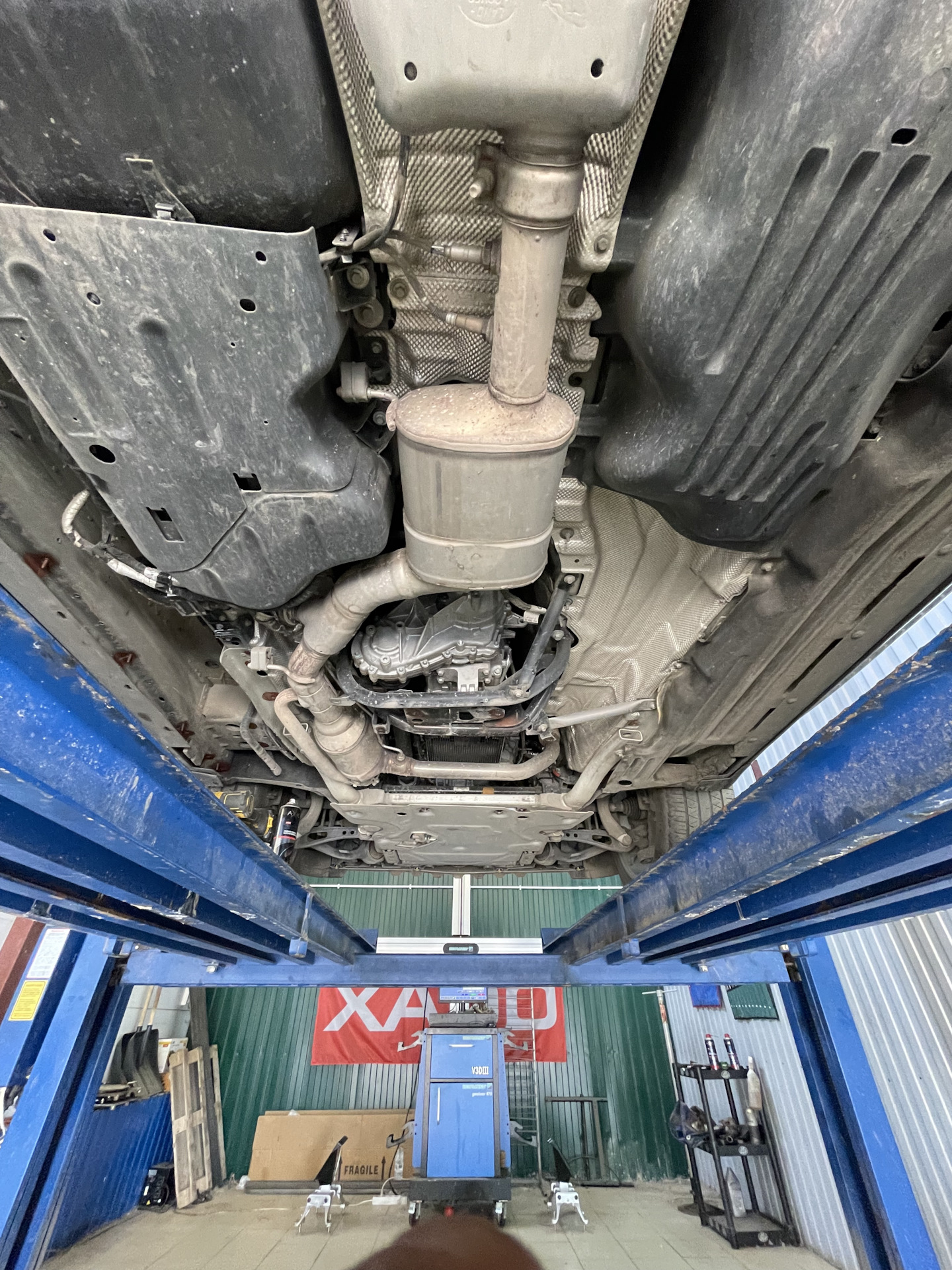 Выдвижные подножки — Land Rover Range Rover Sport (2G), 3 л, 2019 года ...