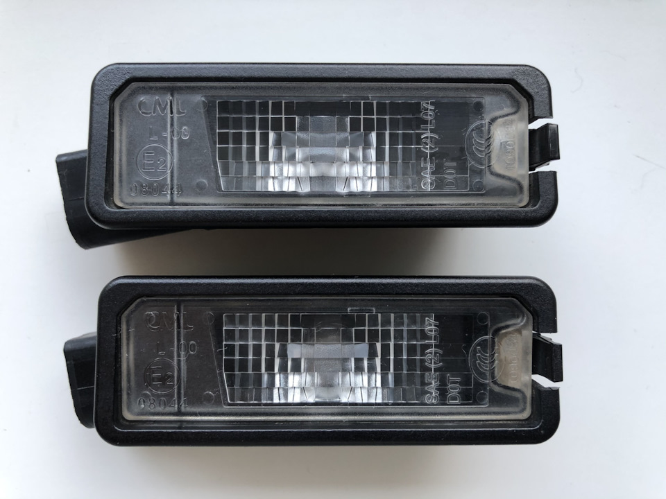 1K8943021 Фонарь освещения номерного знака VAG | Запчасти на DRIVE2