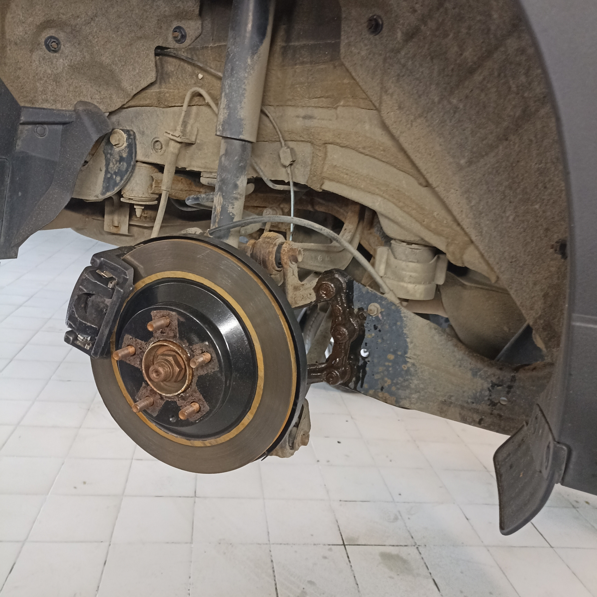 Замена рычагов и продольных тяг — Mazda CX-5 (1G), 2,5 л, 2014 года ...