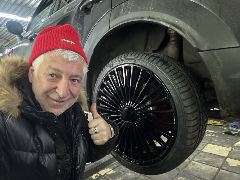 Mini Countryman JCW, Зима R20 — MINI John Cooper Works Countryman (2G ...